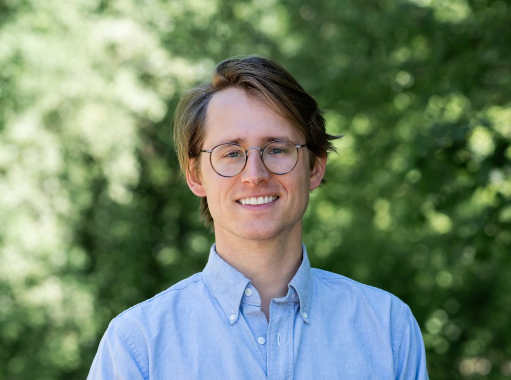 Aaron Sexton – Urban Plant Ecology Lab – Cornell University